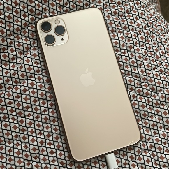 Apple | Cell Phones & Accessories | Rose Gold Iphone 1 Pro Max 64 Gb ...